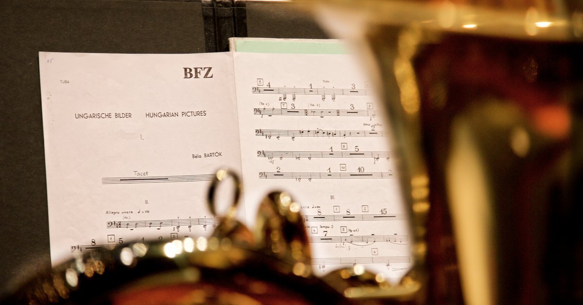 A STANDING OVATION A KOMOLYZENÉSZEKNEK IS KIJÁR